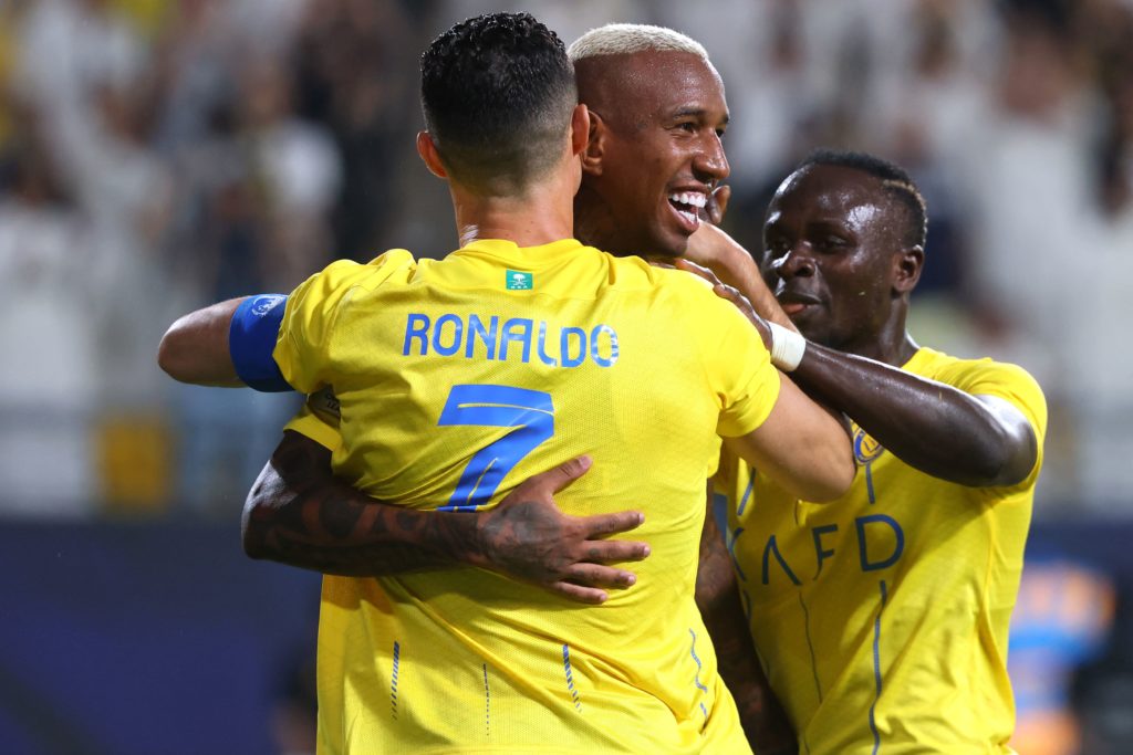 Al-Nassr handed boost as Cristiano Ronaldo returns to training ahead of ...
